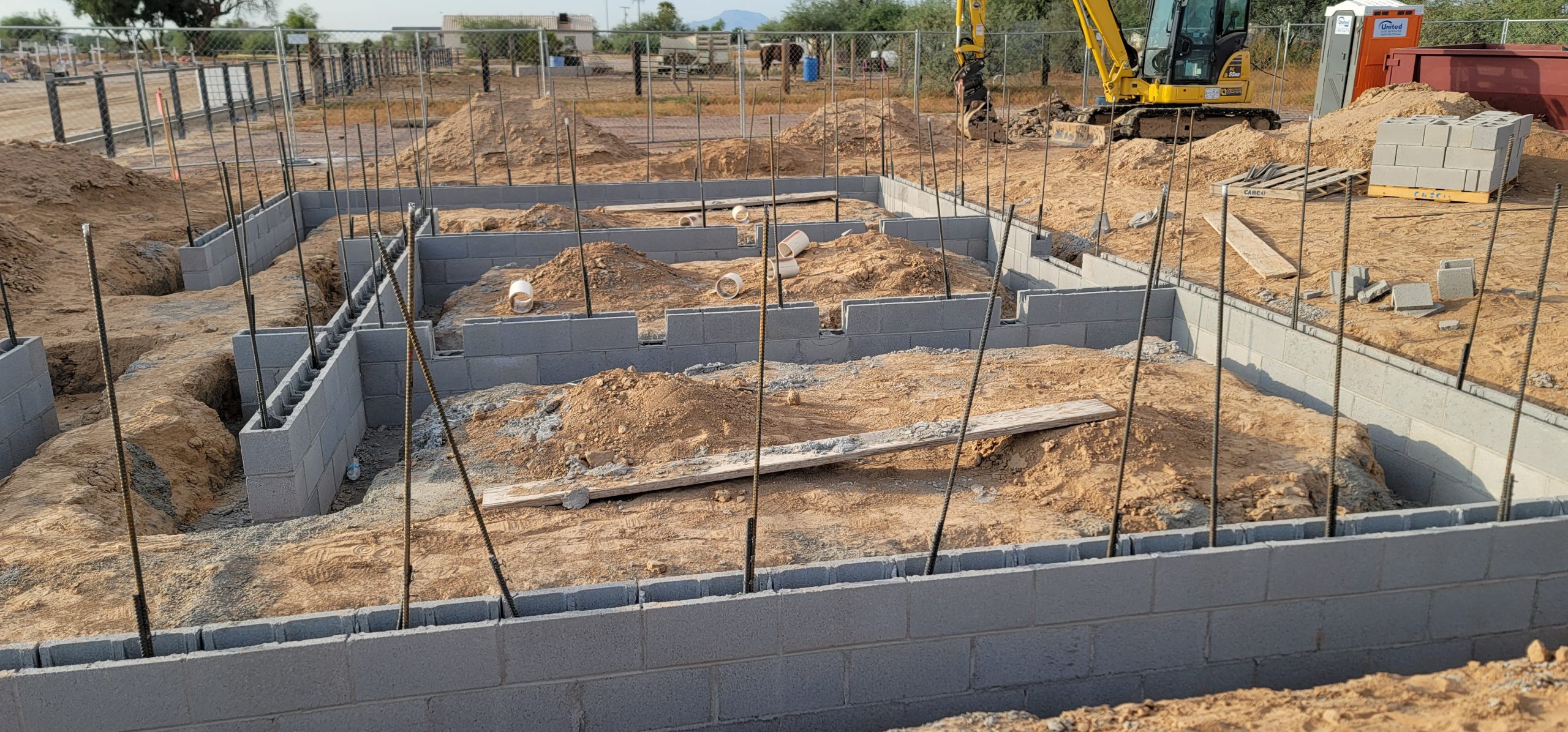 Stem Wall Contractors in Phoenix Arizona - Commercial Concrete